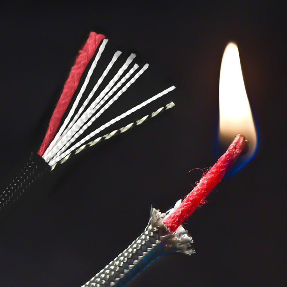 550 FireCord - Emergency Fire Starter